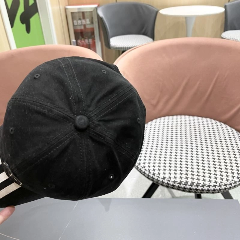 Low-cost Balenciaga Caps