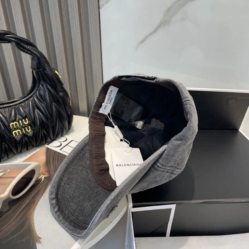 Inexpensive Balenciaga Caps