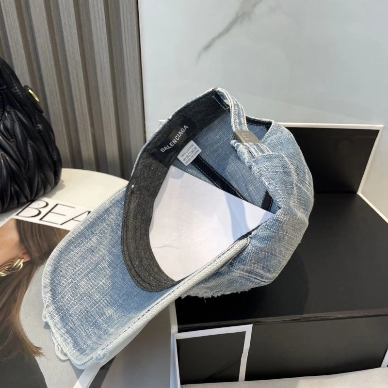 Exact replica Balenciaga Caps