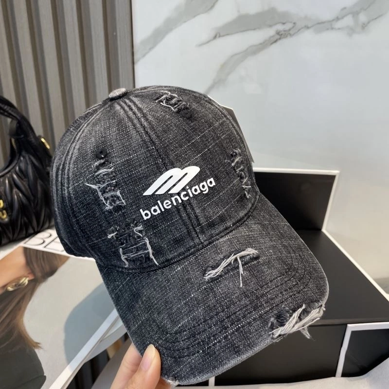 Bargain Balenciaga Caps