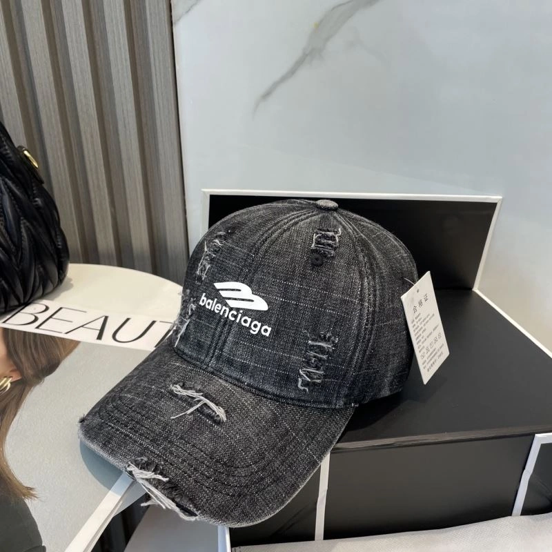 Bargain Balenciaga Caps
