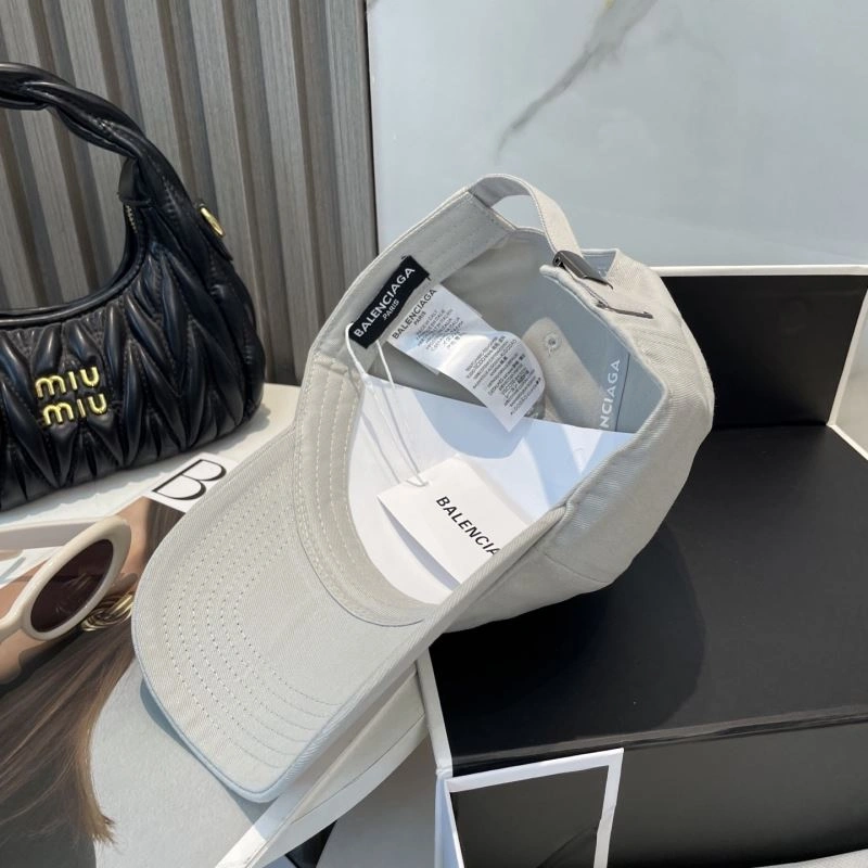 Brand-authenticated Balenciaga Caps