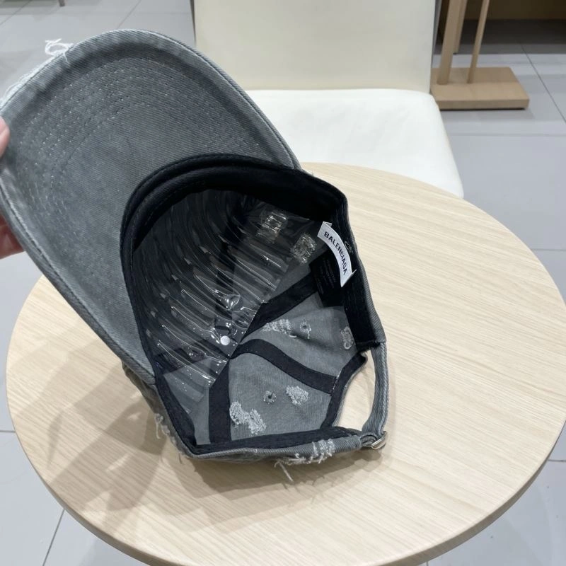 Brand-original Balenciaga Caps