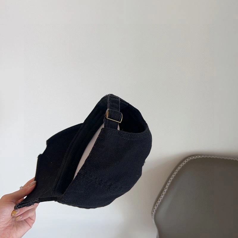 Value-priced Balenciaga Caps