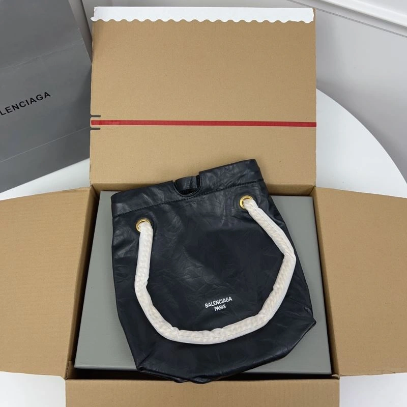 Exact replica Balenciaga Chic Crush Tote Bag a Stylish Wrinkled Black Calfskin