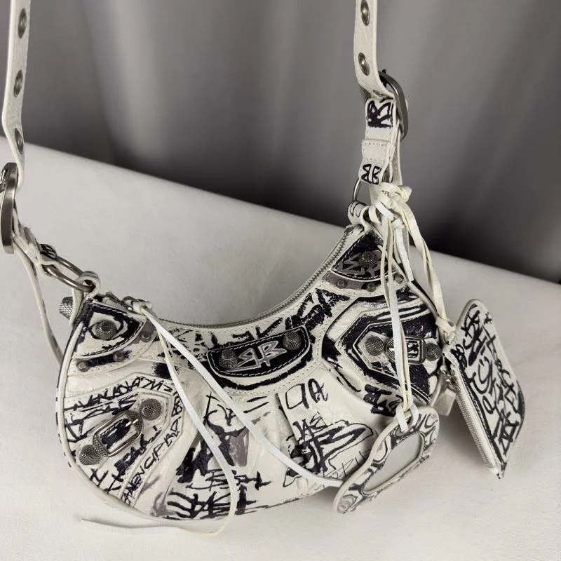 Mirror quality Balenciaga Chic GraffitiBalenciaga Le Cagole Half-Moon Bag