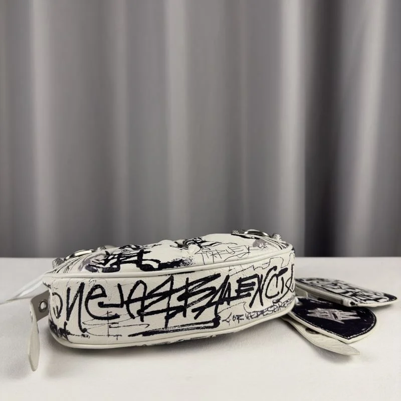 Mirror quality Balenciaga Chic GraffitiBalenciaga Le Cagole Half-Moon Bag