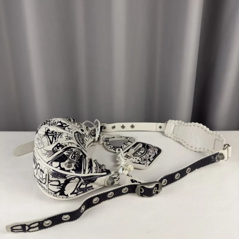 Mirror quality Balenciaga Chic GraffitiBalenciaga Le Cagole Half-Moon Bag