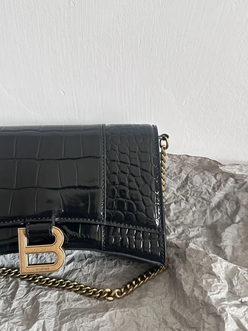 Affordable Balenciaga Chic Hourglass Crocodile Chain Bag - Versatile Elegance