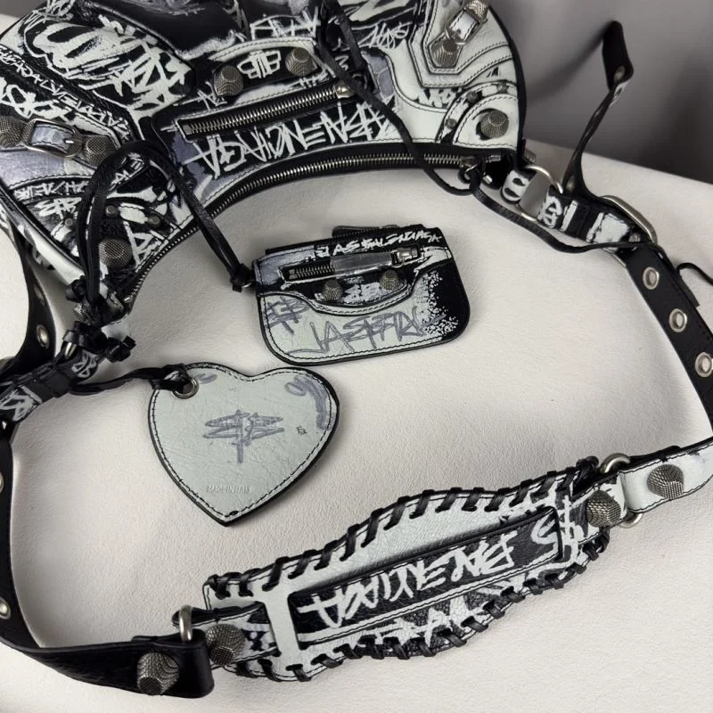 Brand-original Balenciaga Chic Motorcycle-Inspired  Le Cagole Half-Moon Bag