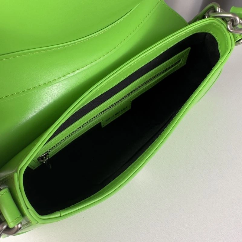 Cut-rate Balenciaga Chic Trapezoidal Lindsay Handbag - Vintage Green Charm