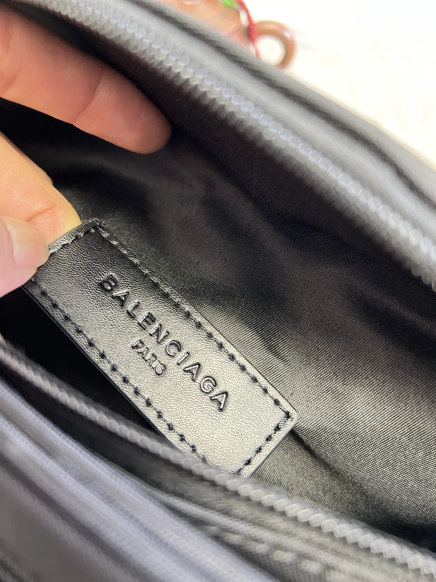 Bargain Balenciaga City Series Paris Explorer Waist Bag - Black Unisex