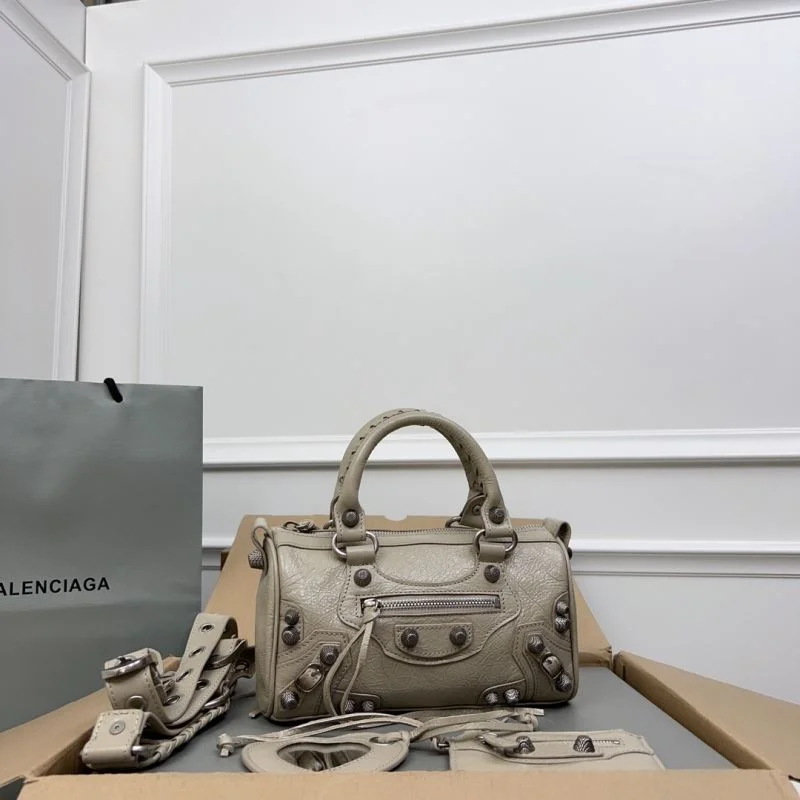 Low-cost Balenciaga Classic City Bags