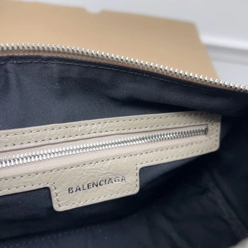 Low-cost Balenciaga Classic City Bags