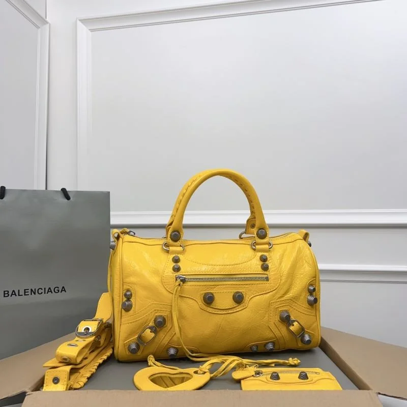 Cut-rate Balenciaga Classic City Bags