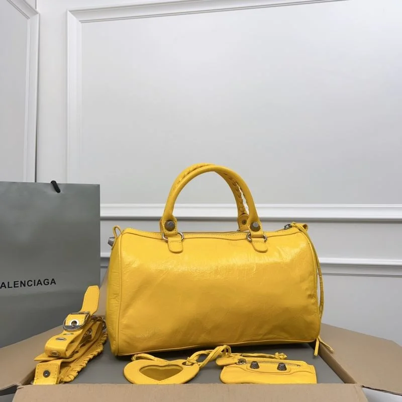 Cut-rate Balenciaga Classic City Bags