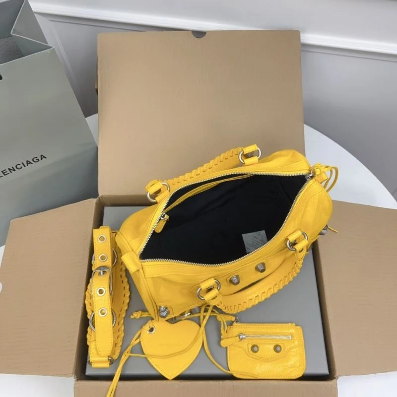 Cut-rate Balenciaga Classic City Bags