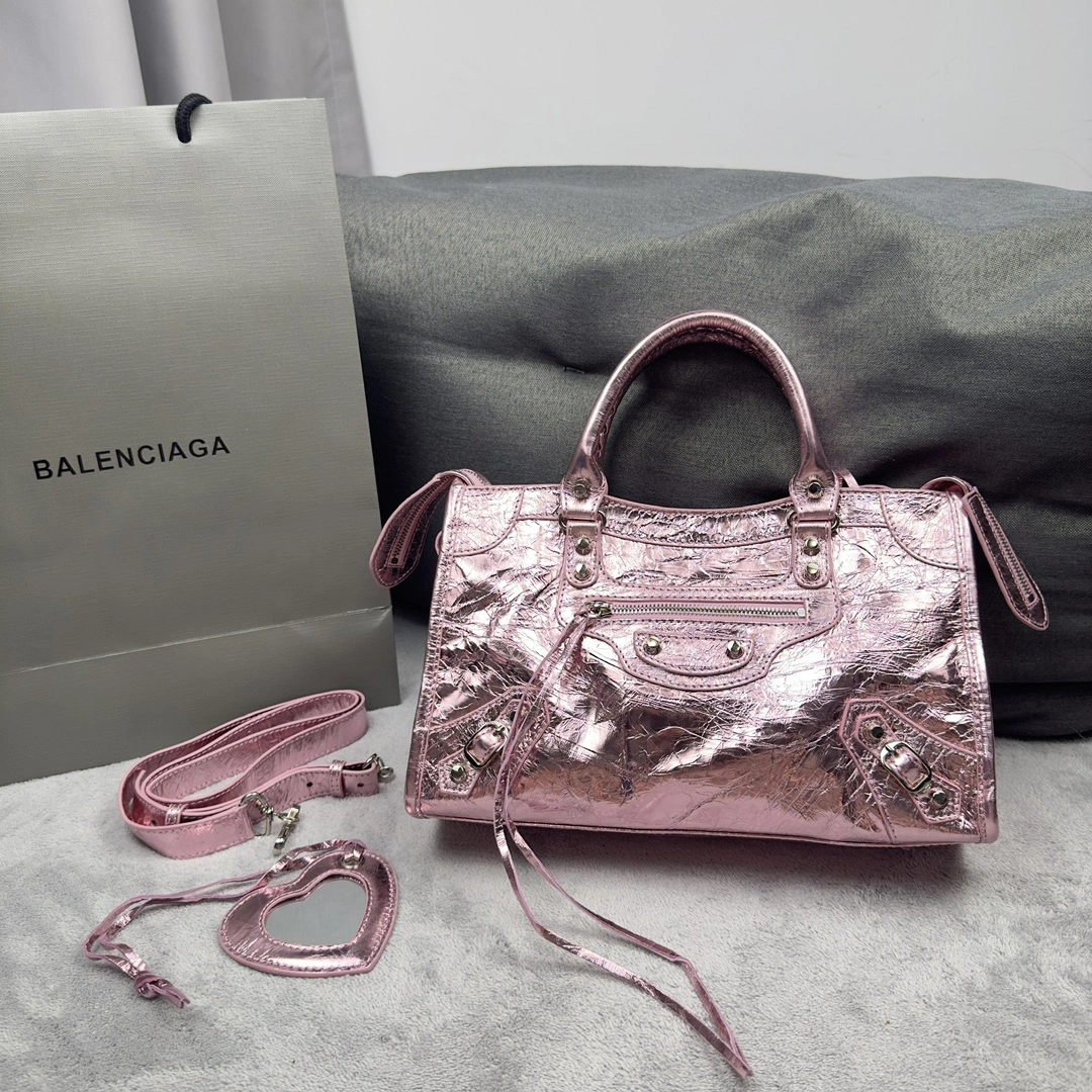 Balenciaga Classic Series Medium Motorcycle Bag - Streamlined Elegance