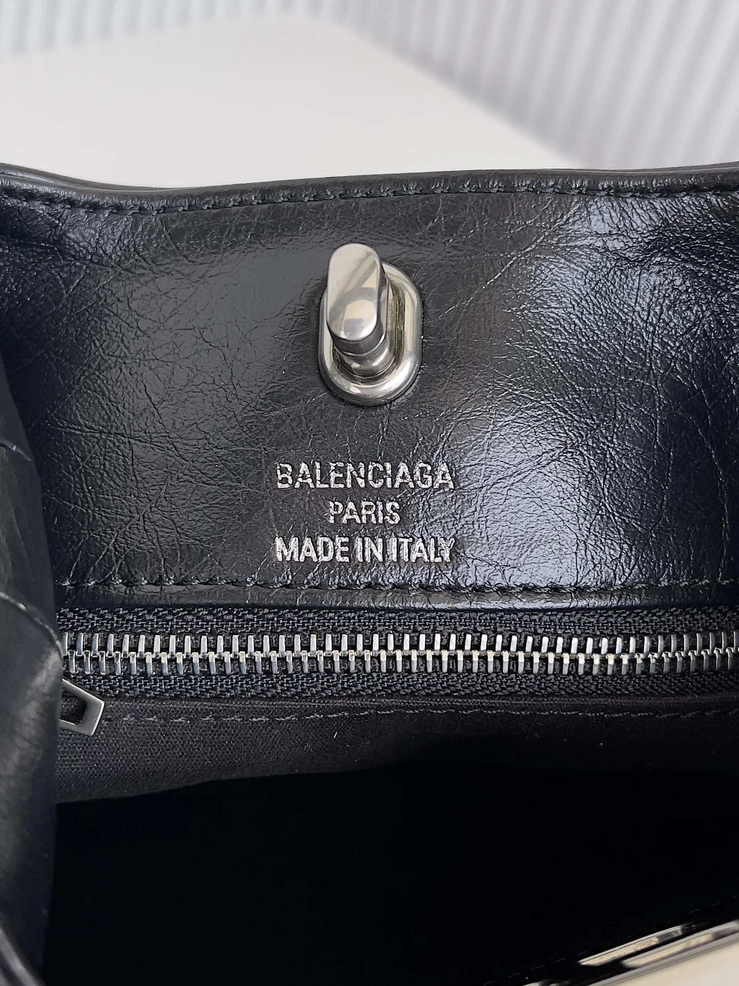 High accuracy Balenciaga Compact Hobo Bag - 20x20.5x6.8 cm