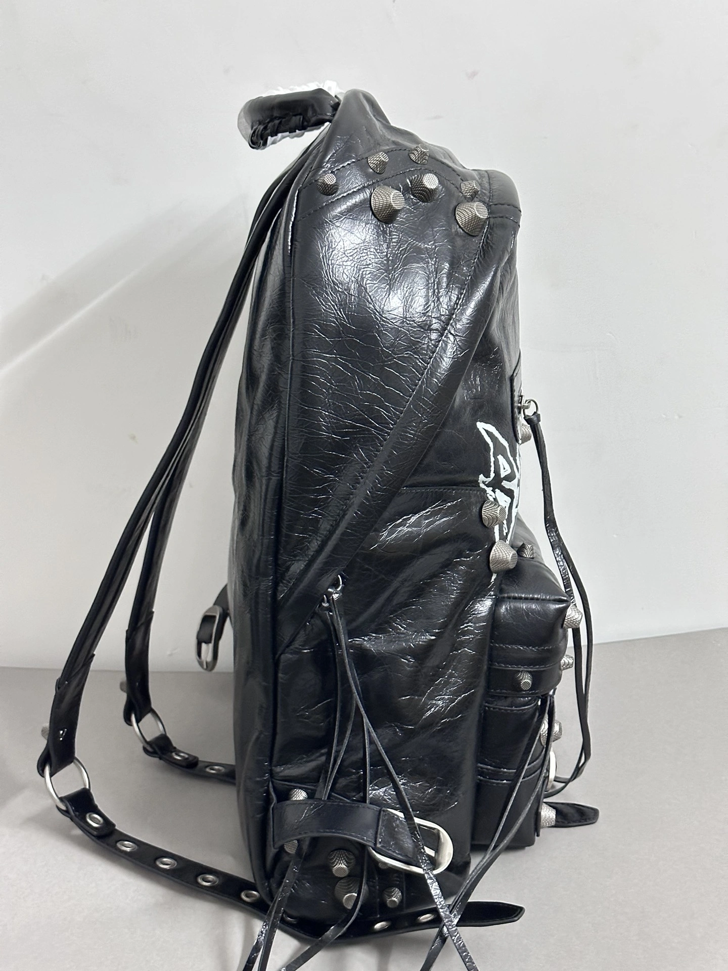 Cut-rate Balenciaga Cool Cagole Studded Graffiti Backpack in Cracked Lambskin