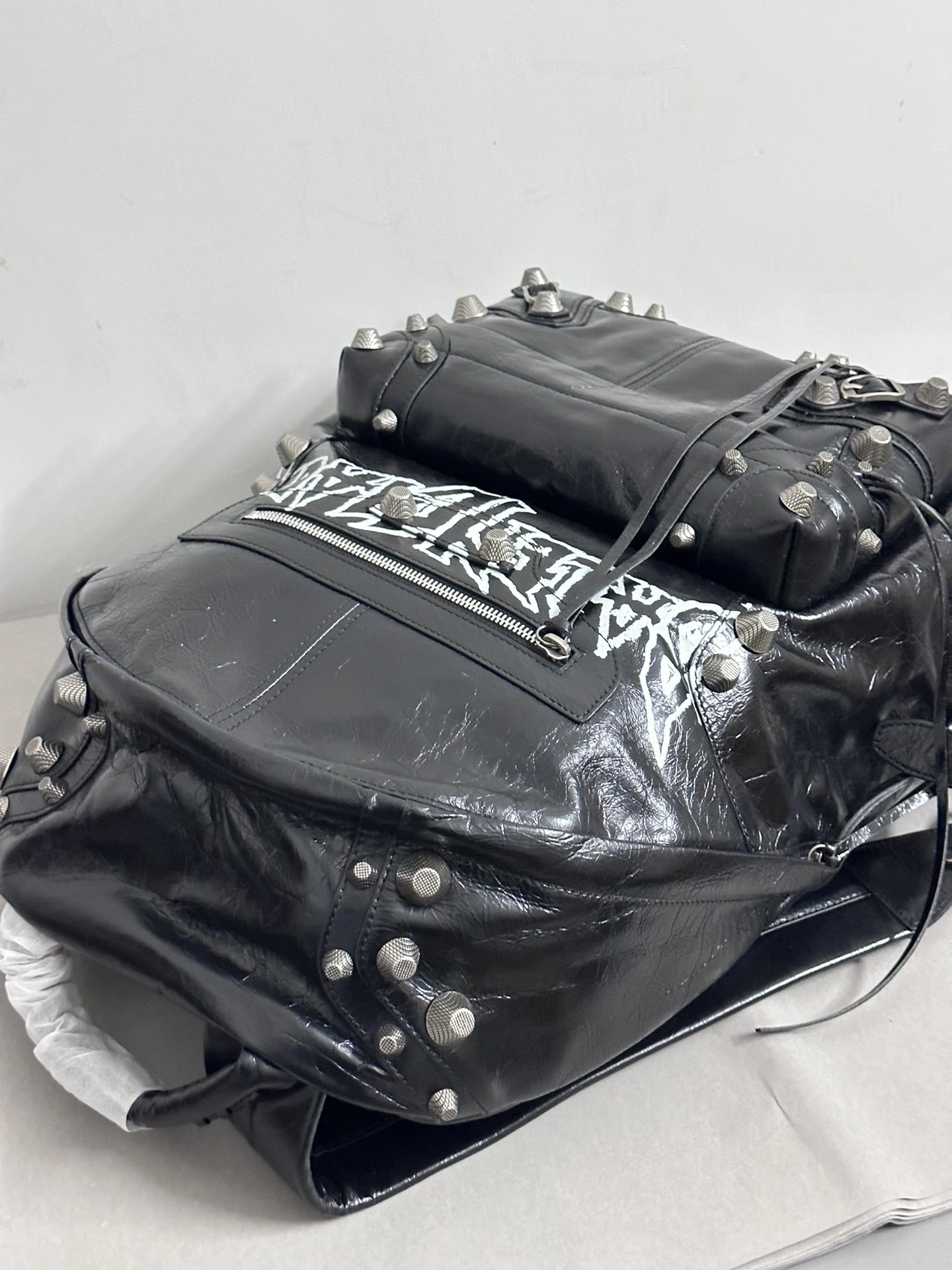 Cut-rate Balenciaga Cool Cagole Studded Graffiti Backpack in Cracked Lambskin