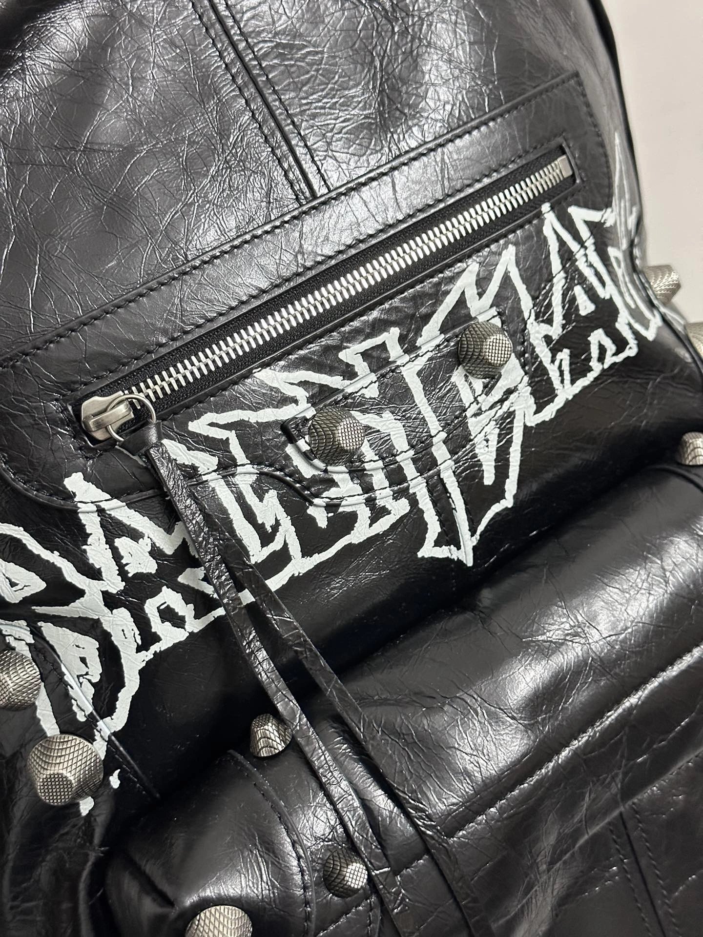 Cut-rate Balenciaga Cool Cagole Studded Graffiti Backpack in Cracked Lambskin