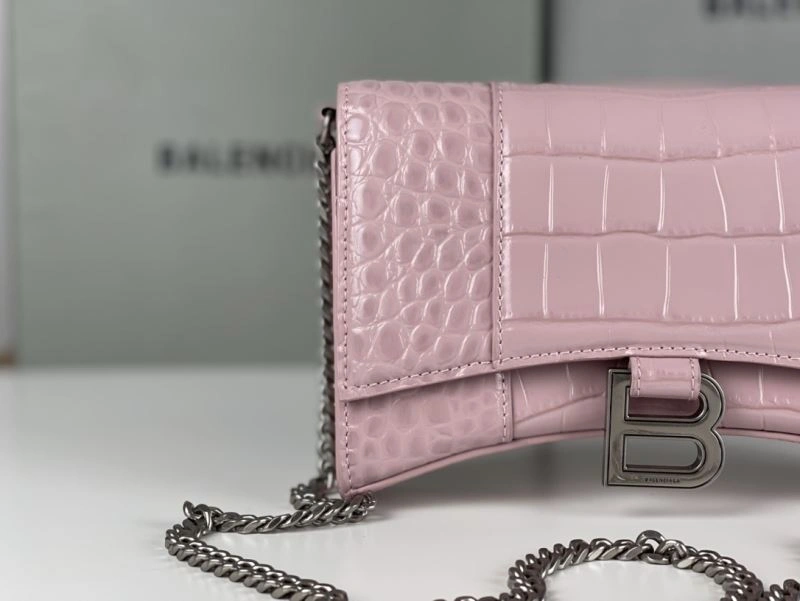 Top mirror Balenciaga Crocodile Bean Paste Pink Hourglass Chain Bag with Silver Buckle