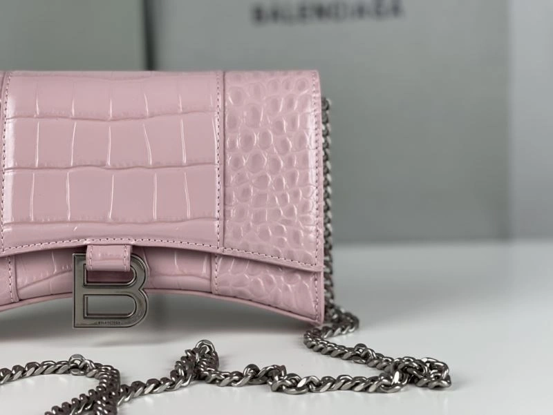 Top mirror Balenciaga Crocodile Bean Paste Pink Hourglass Chain Bag with Silver Buckle