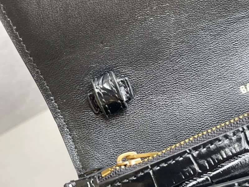 Indistinguishable Balenciaga Crocodile Gold Buckle Hourglass Chain Bag byBalenciaga