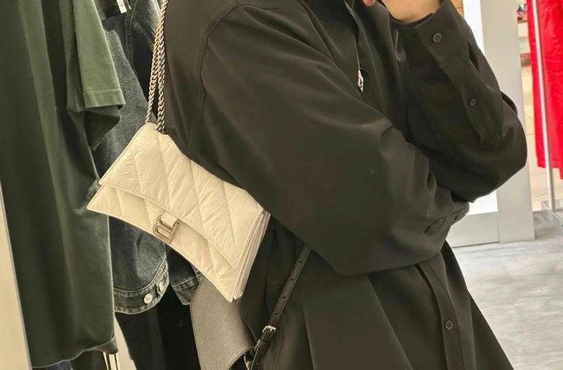 Factory-made Balenciaga Crush Mini Hourglass Bag with Metal Chain Strap