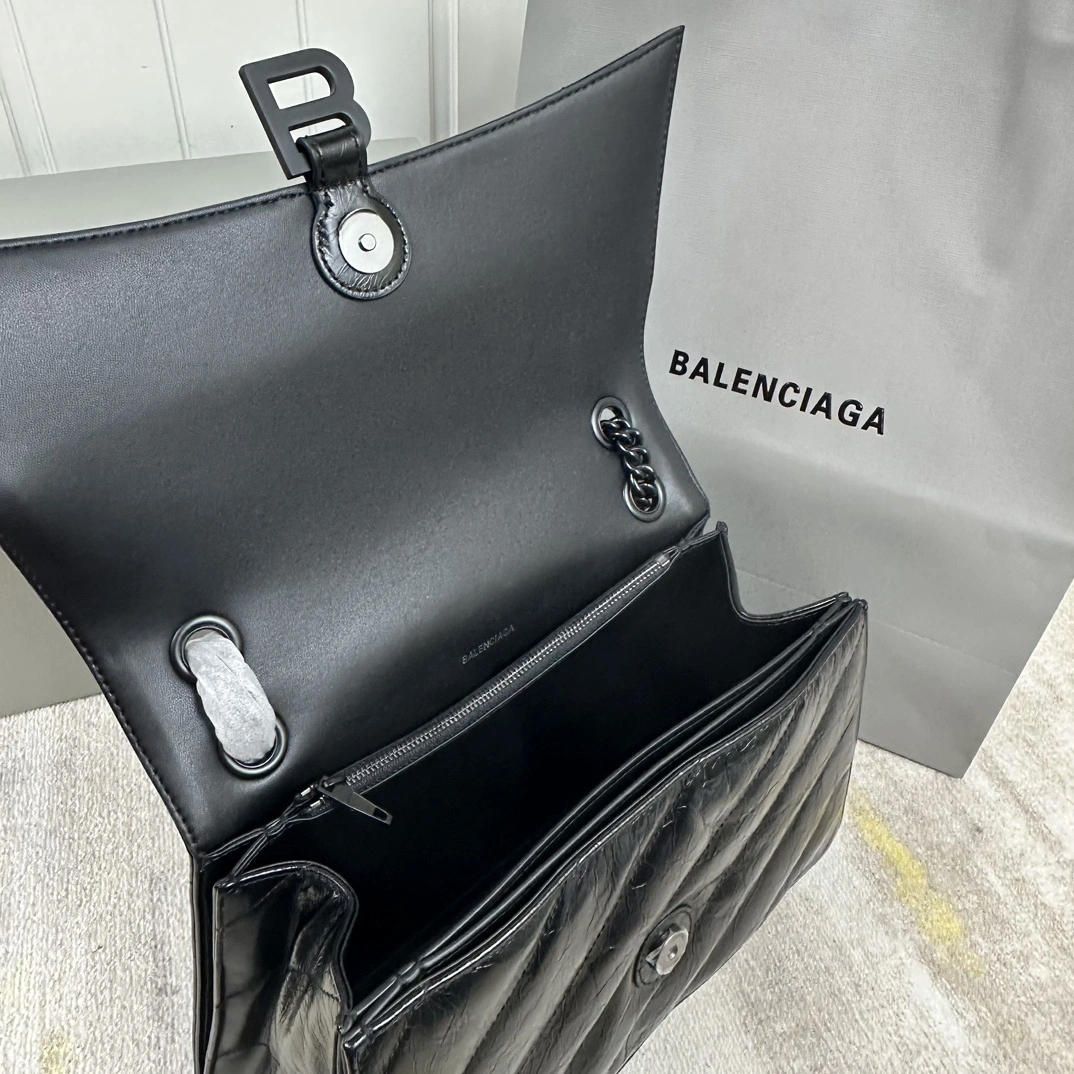 Top match Balenciaga Crush Quilted Chain Bag - Medium Black Icon
