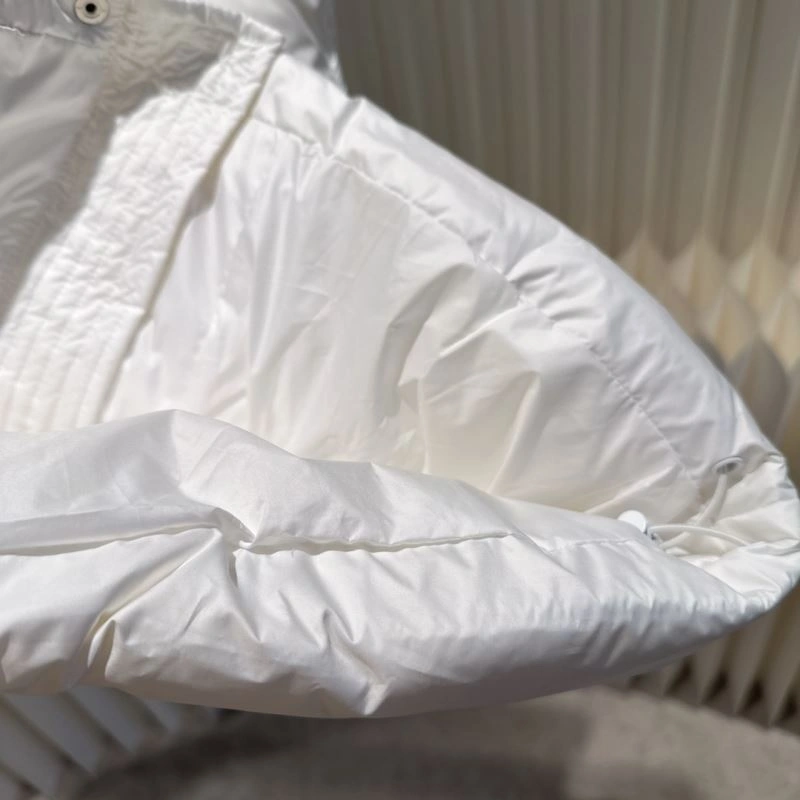 Low-cost Balenciaga Down Jackets