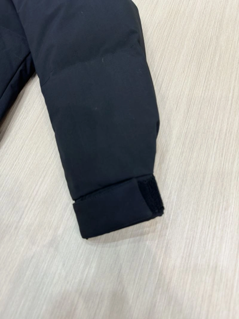 Bargain Balenciaga Down Jackets