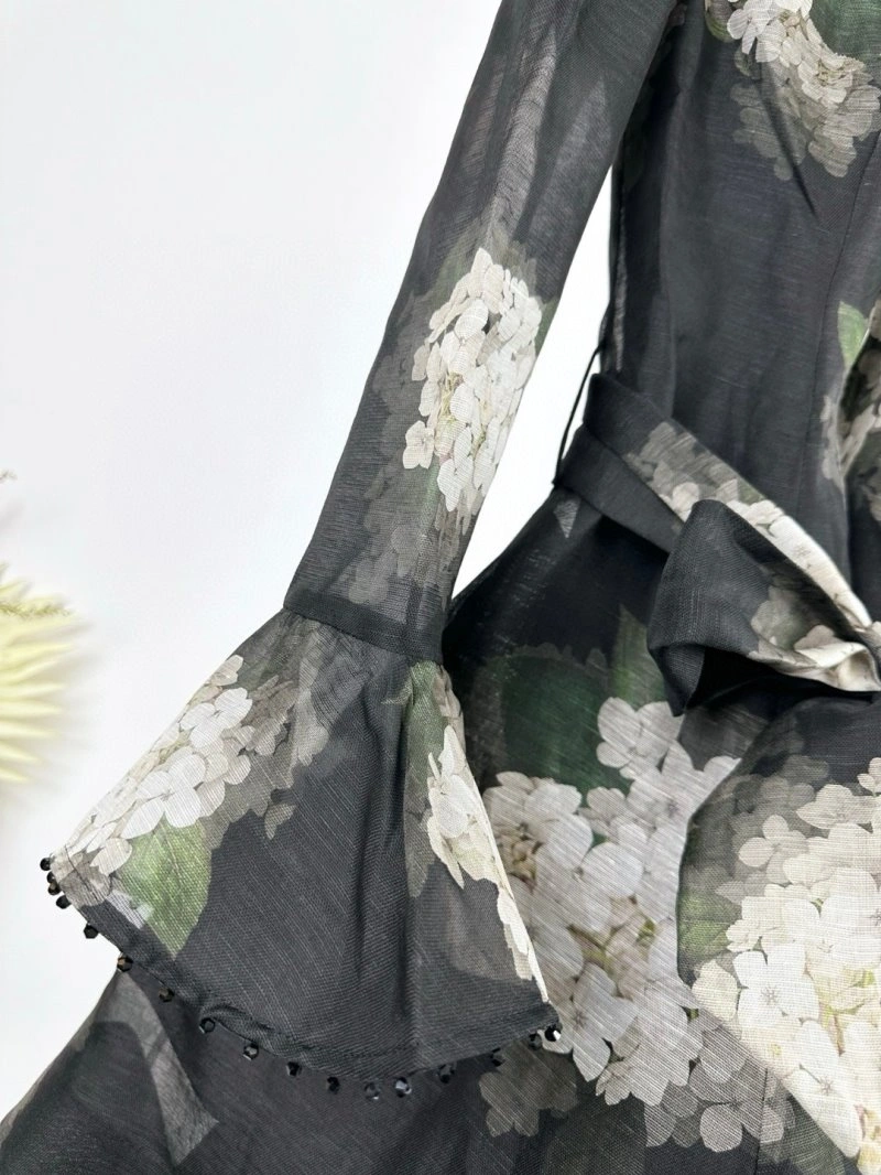Low-cost Balenciaga Dress