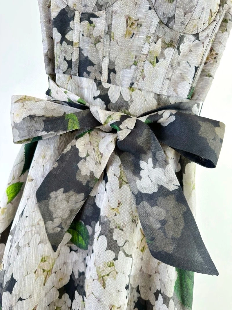 Low-cost Balenciaga Dress