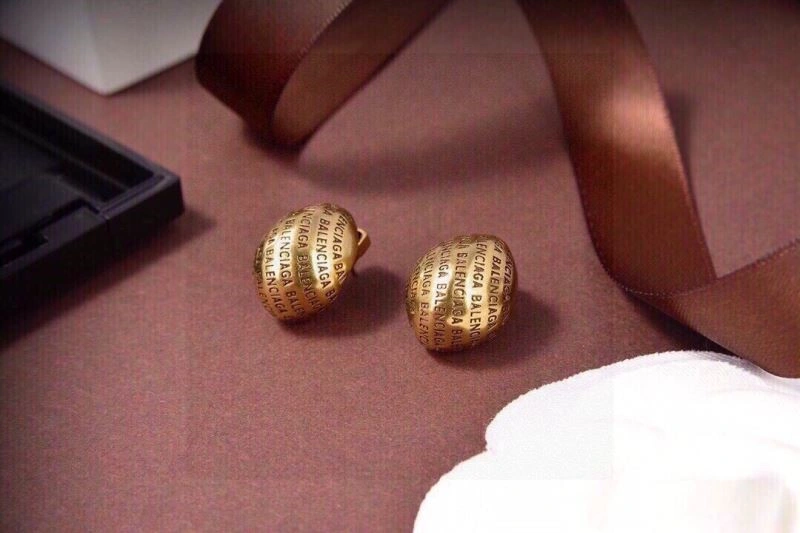 Top match Balenciaga Earrings