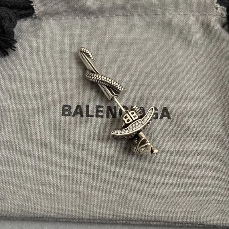 Top match Balenciaga Earrings