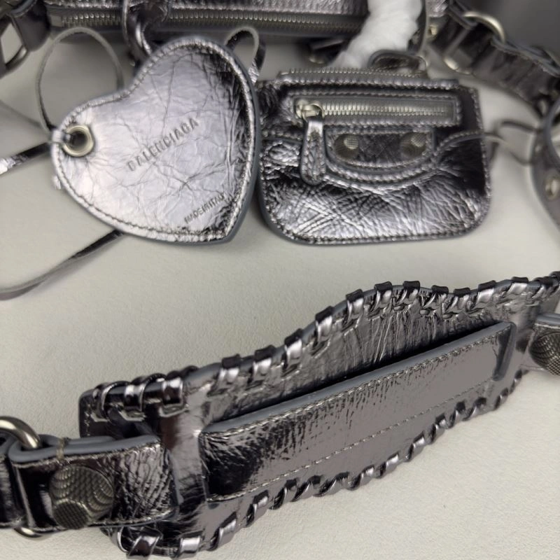Top mirror Balenciaga Elegant Italian Travel Bag with Leather Accents and Accessories