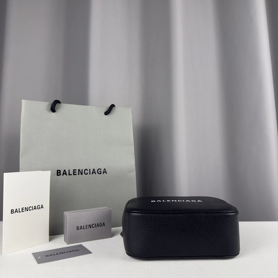 1:1 copy Balenciaga Everyday Mini Camera Crossbody Bag in Lambskin