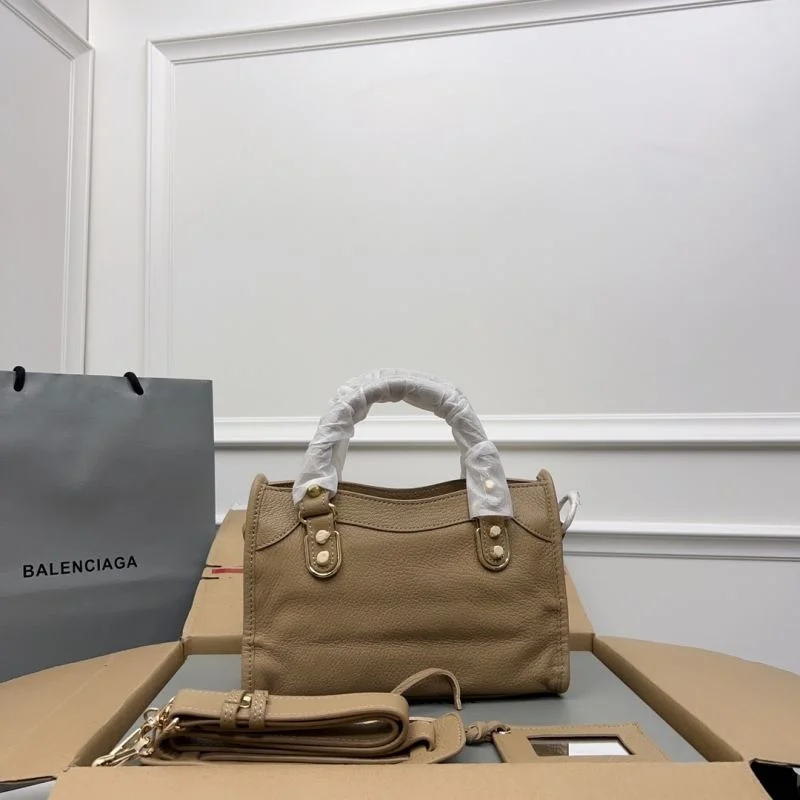 Inexpensive Balenciaga Gold Buckle Apricot Goat Leather Motorcycle Bag - 23cm
