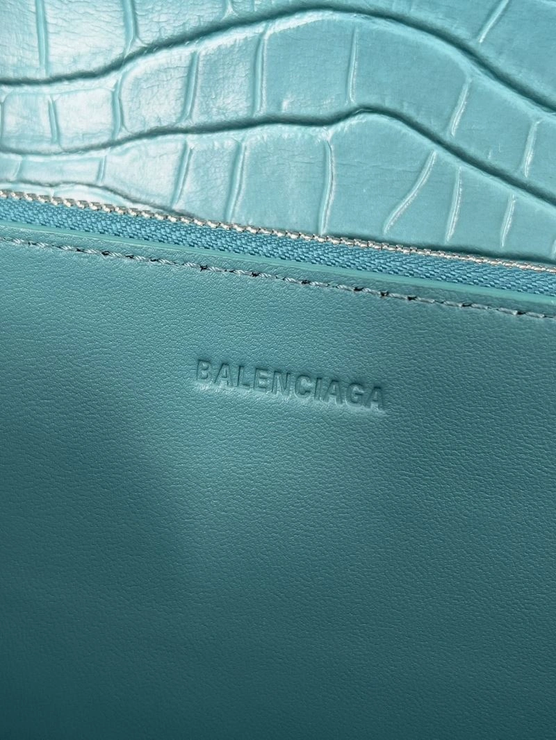 Low-cost Balenciaga Gossip Crossbody Bag with Double B Logo in Leather