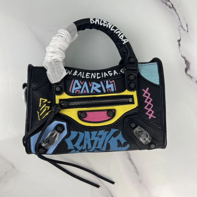 Brand-authenticated Balenciaga Graffiti 23cm Crossbody Handbag in Italian Goat Leather