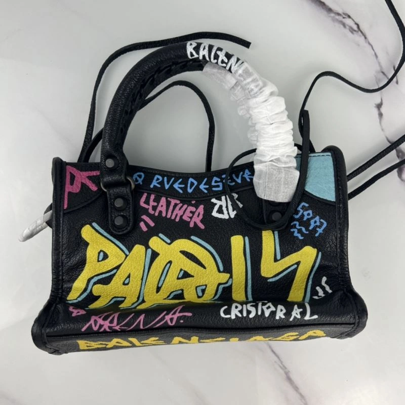 Brand-authenticated Balenciaga Graffiti 23cm Crossbody Handbag in Italian Goat Leather