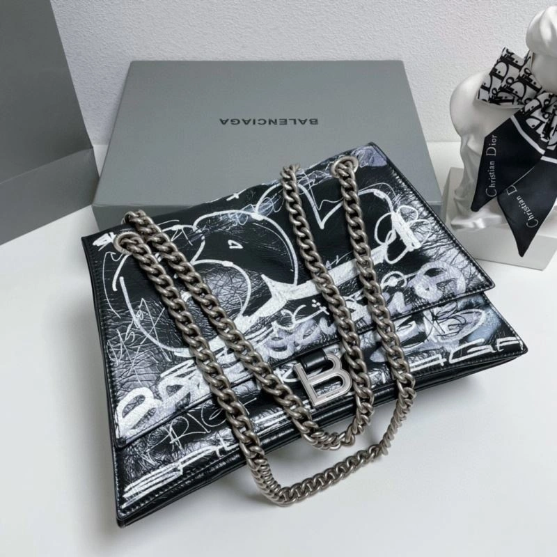 1:1 copy Balenciaga Graffiti Pleated Chain Bag - Medium Unisex Elegance