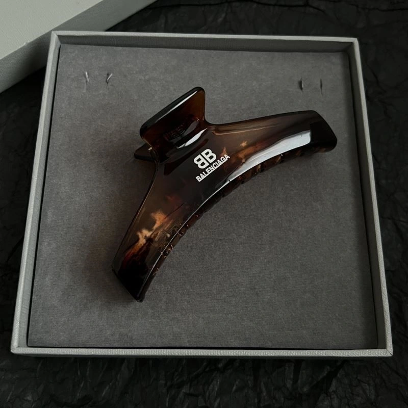 Cut-rate Balenciaga Hairpins