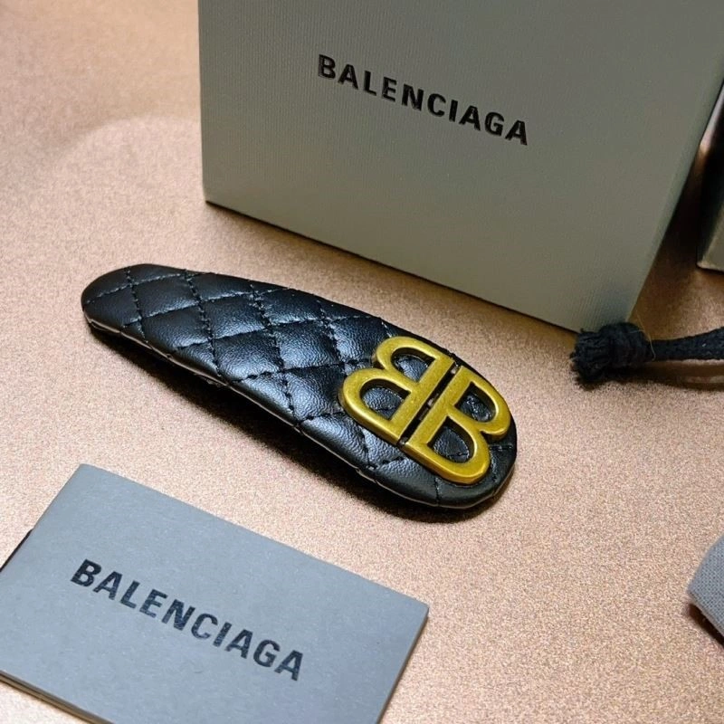 Accurate model Balenciaga Hairpins