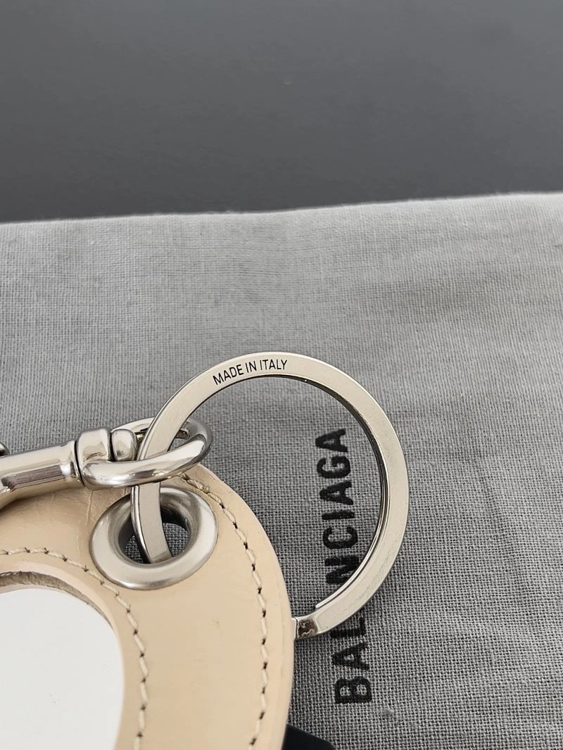 Brand-authenticated Balenciaga Heart-Shaped Sheepskin Mirror Keychain Charm
