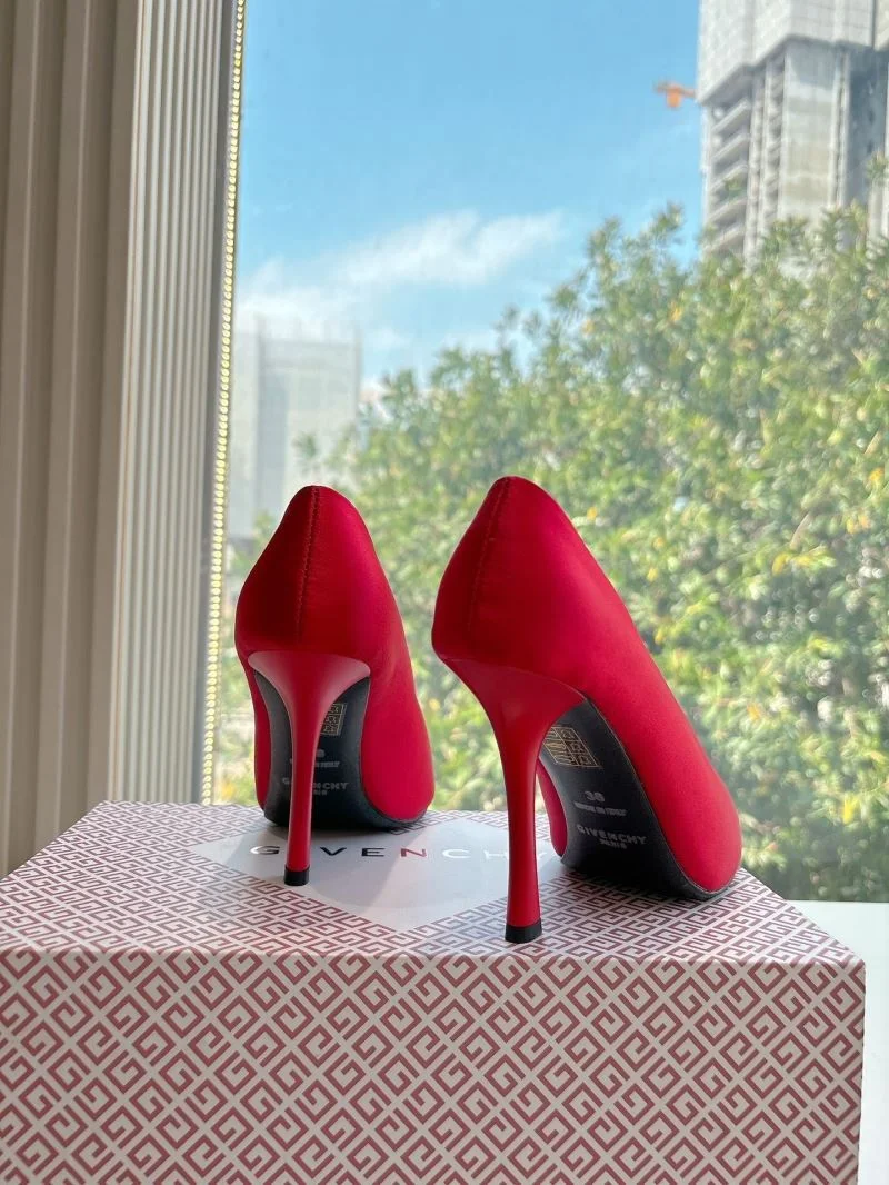 Reasonably priced Balenciaga Heeled Shoes
