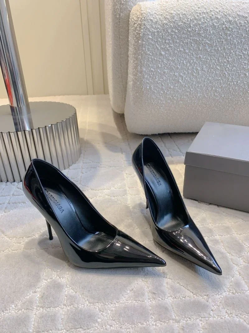 Accurate model Balenciaga Heeled Shoes