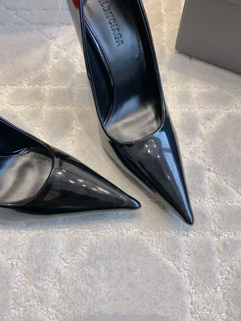 Accurate model Balenciaga Heeled Shoes